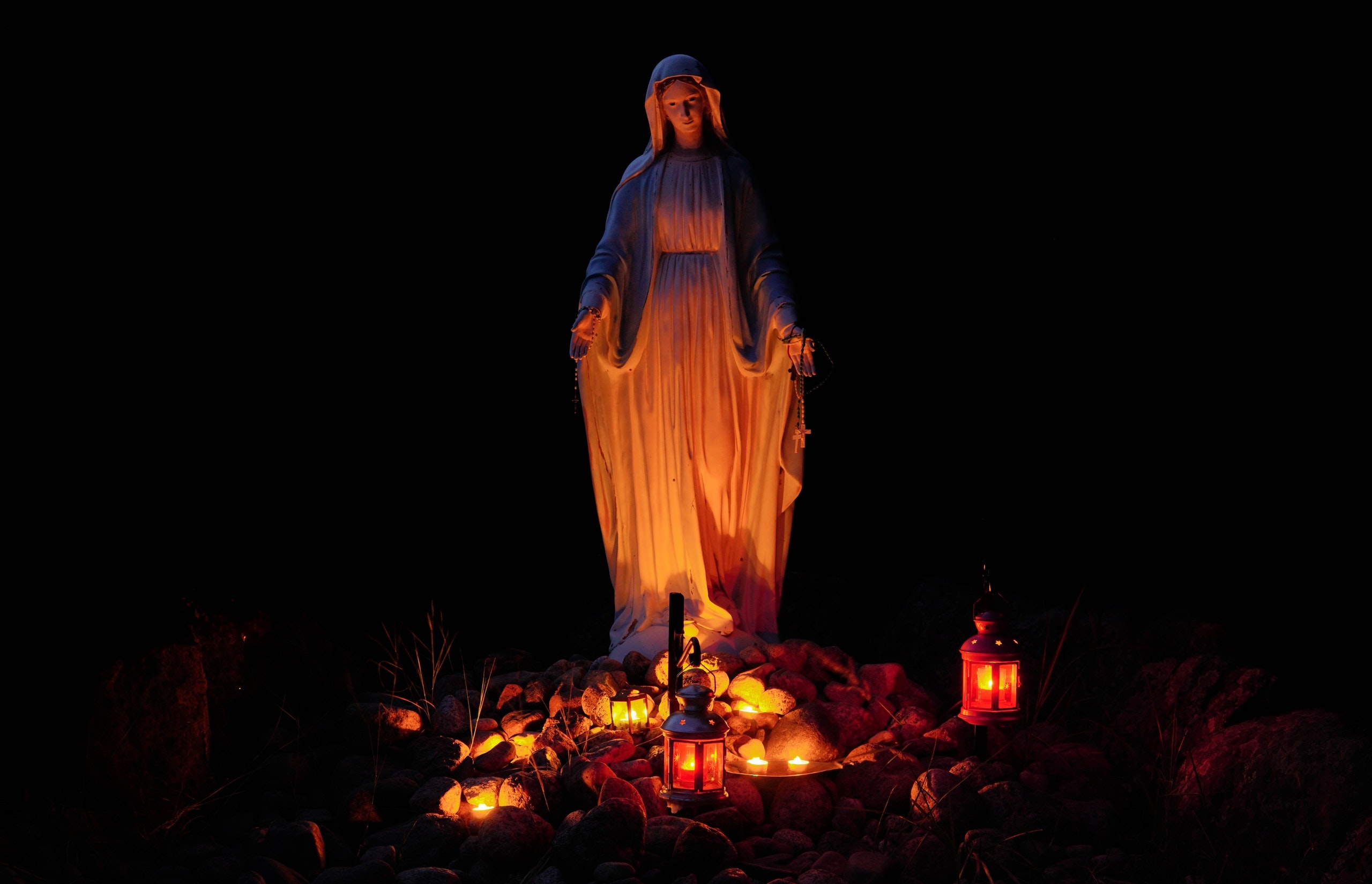 Celebramos la Asunción de la Virgen María - Podcast