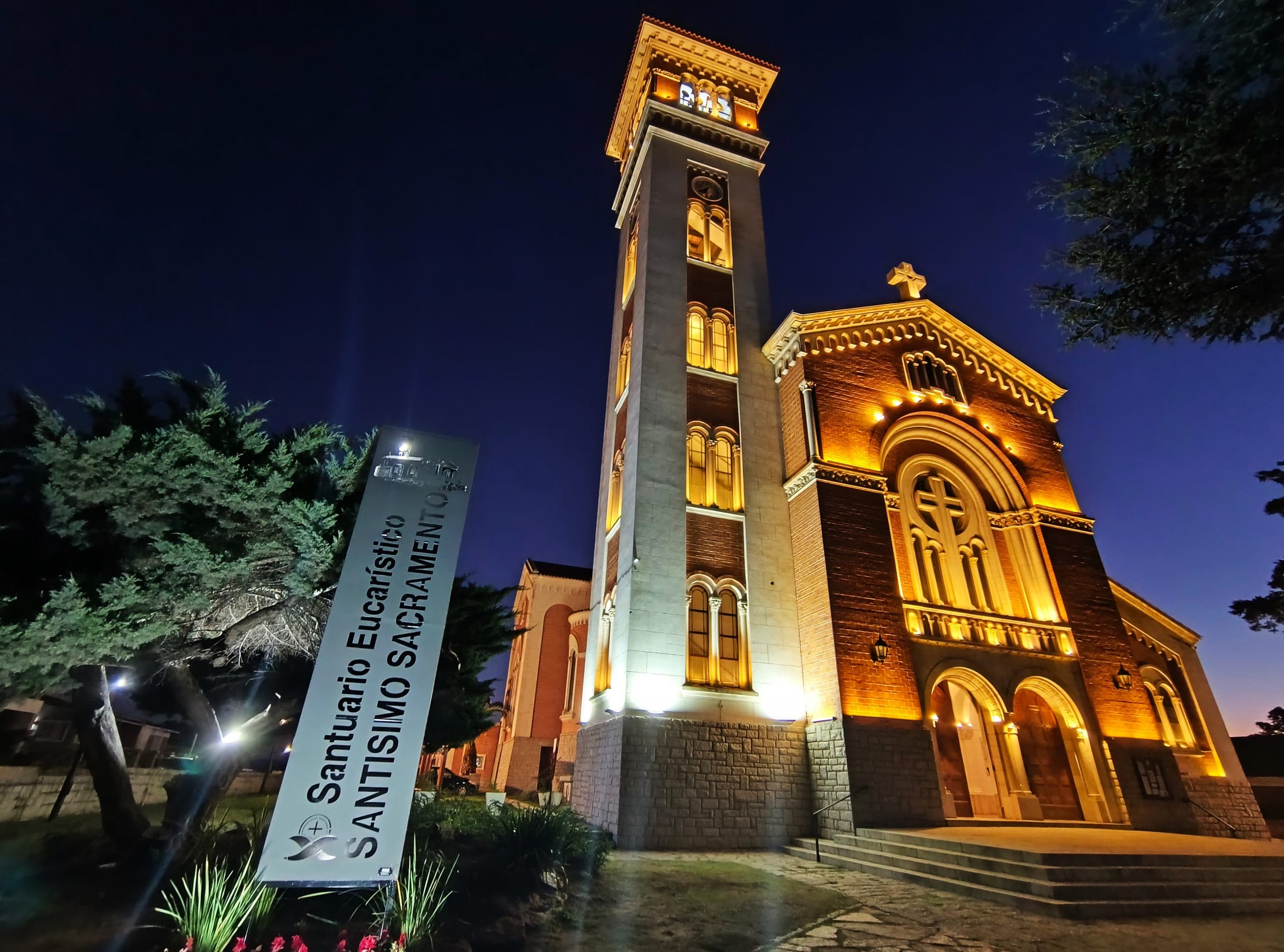 La Falda: la Parroquia Santísimo Sacramento se convertirá en santuario ...
