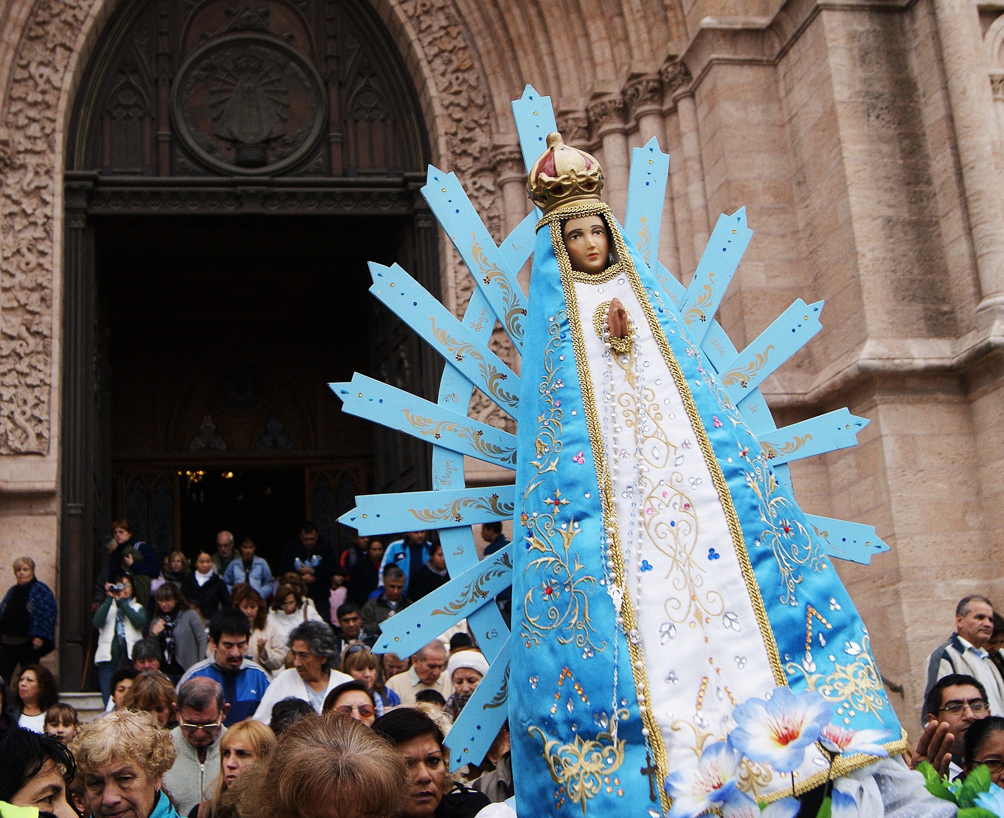 Sobre la Virgen de Luján - RM Joven